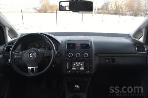 Volkswagen Touran 2012 Jelgava, ar dzinēja tilpumu 2.00 L un nobraukumu 283 tūkst. km par 5760 €, foto 11 vietnē AUTOMOTO.COM.LV