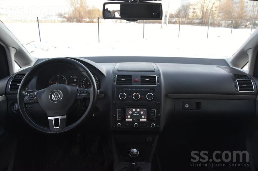 Volkswagen Touran 2012 Jelgava, ar dzinēja tilpumu 2.00 L un nobraukumu 283 tūkst. km par 5760 €, foto 11 vietnē AUTOMOTO.COM.LV