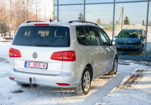 Volkswagen Touran 2012 Cēsis, ar dzinēja tilpumu 1.60 L un nobraukumu 263 tūkst. km par 6750 €, foto 6 vietnē AUTOMOTO.COM.LV