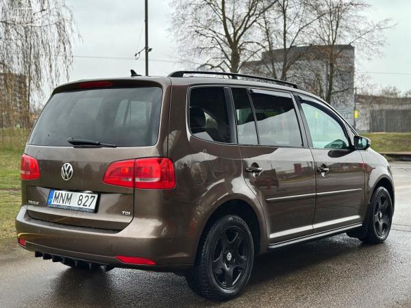 Volkswagen Touran 2012 Kauņa, ar dzinēja tilpumu 1.60 L un nobraukumu 362 tūkst. km par 5500 €, foto 3 vietnē AUTOMOTO.COM.LV