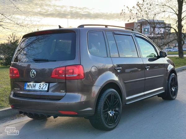 Volkswagen Touran 2012 Kauņa, ar dzinēja tilpumu 1.60 L un nobraukumu 362 tūkst. km par 5500 €, foto 4 vietnē AUTOMOTO.COM.LV