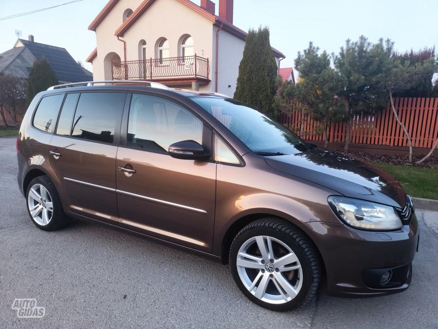 Volkswagen Touran 2012 in Mazeikiai, with an engine capacity of 1.60 L and mileage of 237 thousand km for 6500 €, photo 1 on AUTOMOTO.COM.LV