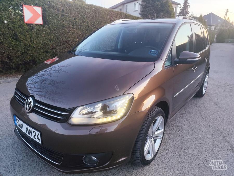Volkswagen Touran 2012 in Mazeikiai, with an engine capacity of 1.60 L and mileage of 237 thousand km for 6500 €, photo 3 on AUTOMOTO.COM.LV