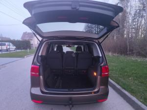 Volkswagen Touran 2012 in Mazeikiai, with an engine capacity of 1.60 L and mileage of 237 thousand km for 6500 €, photo 10 on AUTOMOTO.COM.LV