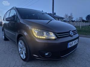 Volkswagen Touran 2012 in Mazeikiai, with an engine capacity of 1.60 L and mileage of 237 thousand km for 6500 €, photo 15 on AUTOMOTO.COM.LV