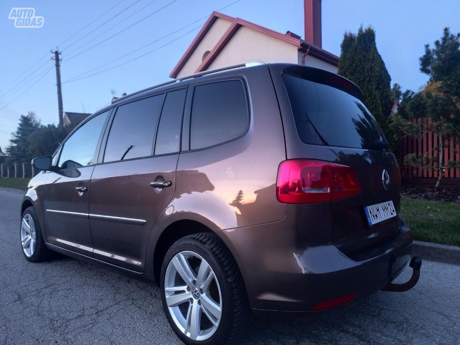 Volkswagen Touran 2012 in Mazeikiai, with an engine capacity of 1.60 L and mileage of 237 thousand km for 6500 €, photo 17 on AUTOMOTO.COM.LV