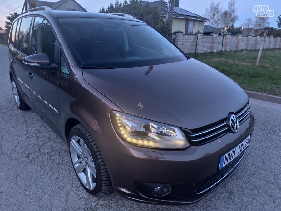Volkswagen Touran 2012 in Mazeikiai, with an engine capacity of 1.60 L and mileage of 237 thousand km for 6500 €, photo 25 on AUTOMOTO.COM.LV