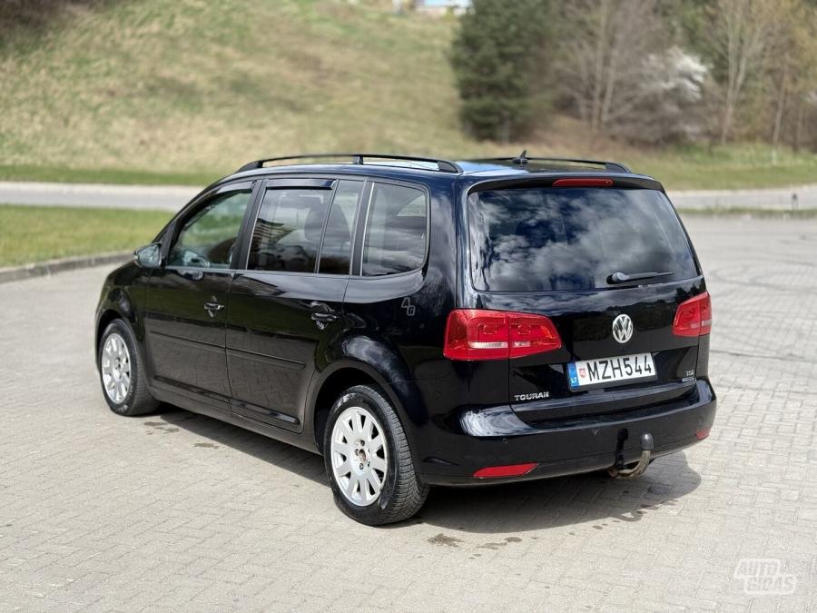 Фольксваген Туран 2012 в Вильнюс, объемом двигателя 1.60 л и пробегом 205 тыс. км за 2900 €, фото 8 на AUTOMOTO.COM.LV