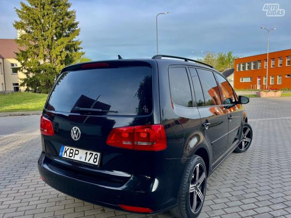Volkswagen Touran 2012 Kauņa, ar dzinēja tilpumu 1.60 L un nobraukumu 354 tūkst. km par 4750 €, foto 9 vietnē AUTOMOTO.COM.LV