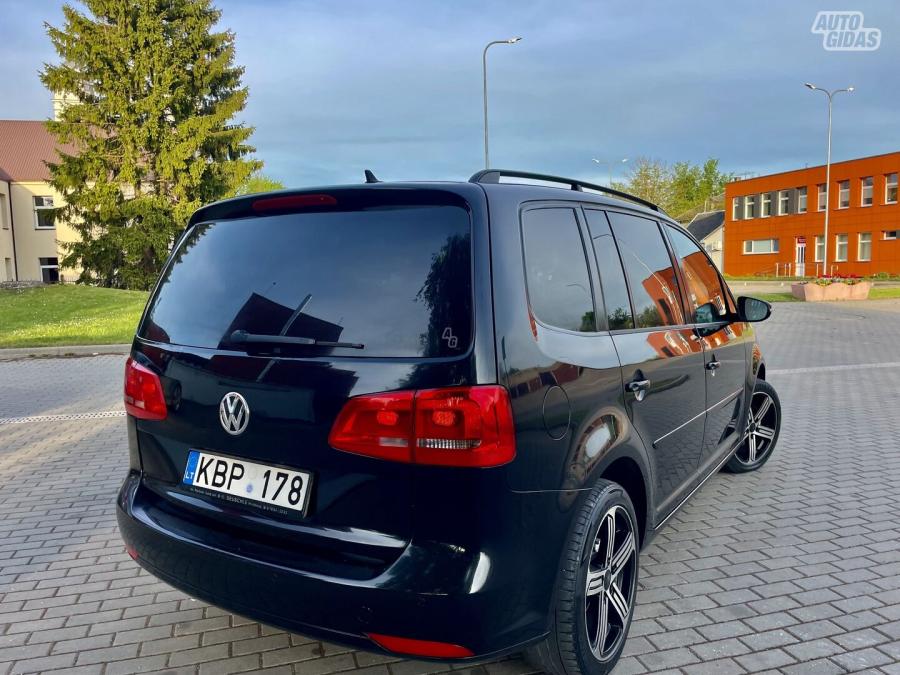 Volkswagen Touran 2012 Kauņa, ar dzinēja tilpumu 1.60 L un nobraukumu 354 tūkst. km par 4750 €, foto 10 vietnē AUTOMOTO.COM.LV