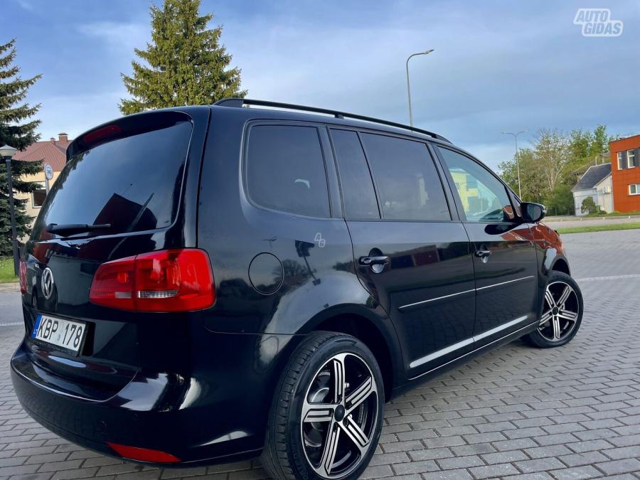 Volkswagen Touran 2012 Kauņa, ar dzinēja tilpumu 1.60 L un nobraukumu 354 tūkst. km par 4750 €, foto 29 vietnē AUTOMOTO.COM.LV