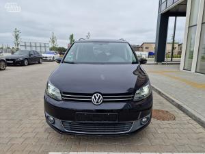 Volkswagen Touran 2012 in Vilnius, with an engine capacity of 1.60 L and mileage of 185 thousand km for 6890 €, photo 3 on AUTOMOTO.COM.LV