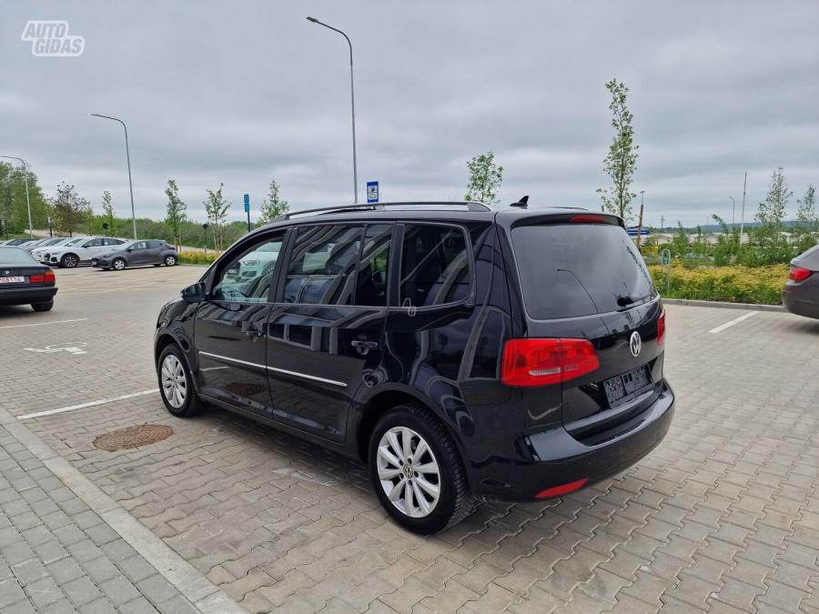 Volkswagen Touran 2012 in Vilnius, with an engine capacity of 1.60 L and mileage of 185 thousand km for 6890 €, photo 6 on AUTOMOTO.COM.LV