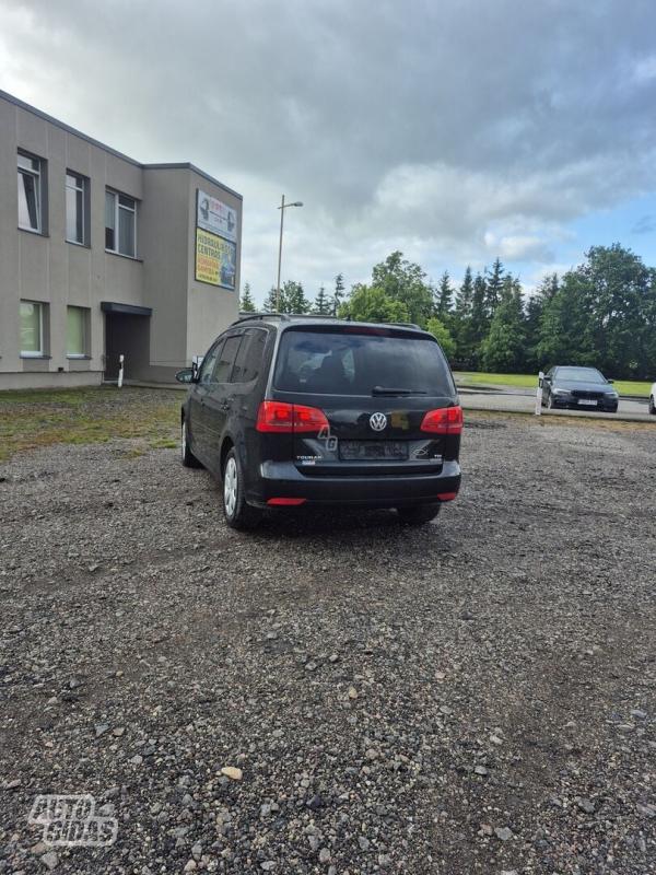 Volkswagen Touran 2012 in Kelme, with an engine capacity of 1.60 L and mileage of 285 thousand km for 4850 €, photo 7 on AUTOMOTO.COM.LV