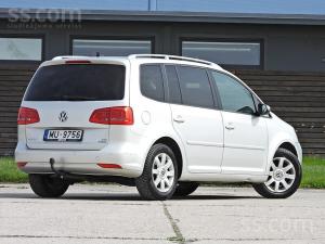Volkswagen Touran 2012 Rīga, ar dzinēja tilpumu 1.60 L un nobraukumu 367 tūkst. km par 5990 €, foto 8 vietnē AUTOMOTO.COM.LV