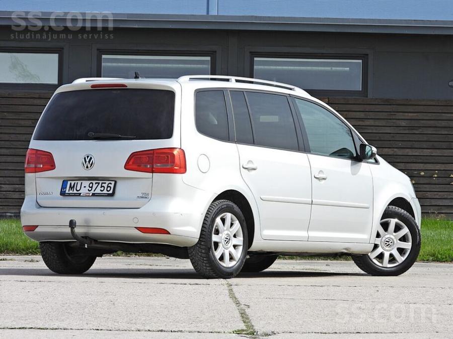Volkswagen Touran 2012 Rīga, ar dzinēja tilpumu 1.60 L un nobraukumu 367 tūkst. km par 5990 €, foto 8 vietnē AUTOMOTO.COM.LV