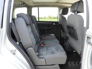 Volkswagen Touran 2012 Rīga, ar dzinēja tilpumu 1.60 L un nobraukumu 367 tūkst. km par 5990 €, foto 19 vietnē AUTOMOTO.COM.LV