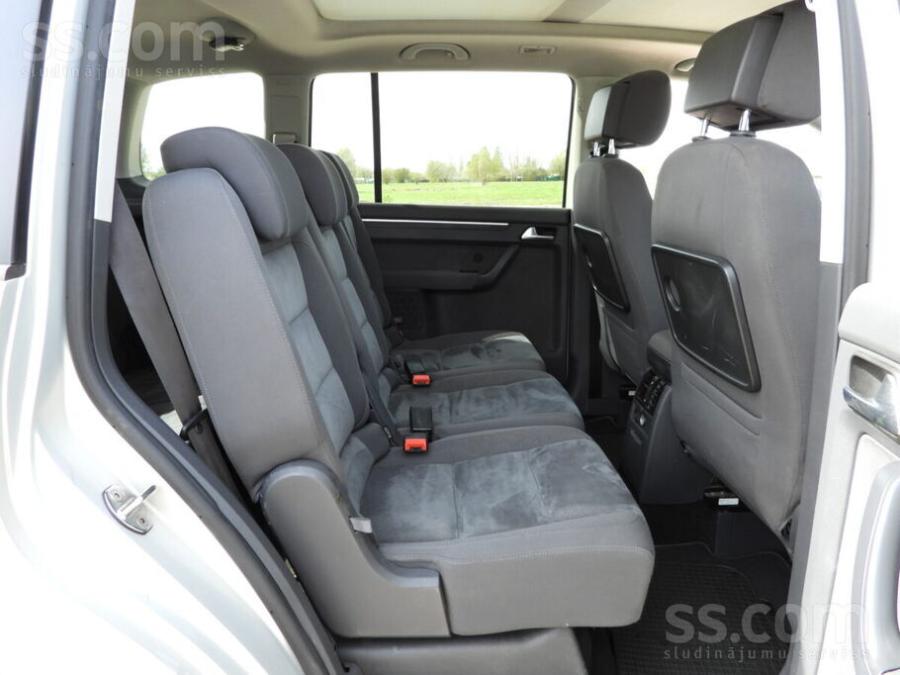Volkswagen Touran 2012 Rīga, ar dzinēja tilpumu 1.60 L un nobraukumu 367 tūkst. km par 5990 €, foto 19 vietnē AUTOMOTO.COM.LV