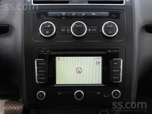 Volkswagen Touran 2012 Rīga, ar dzinēja tilpumu 1.60 L un nobraukumu 367 tūkst. km par 5990 €, foto 20 vietnē AUTOMOTO.COM.LV