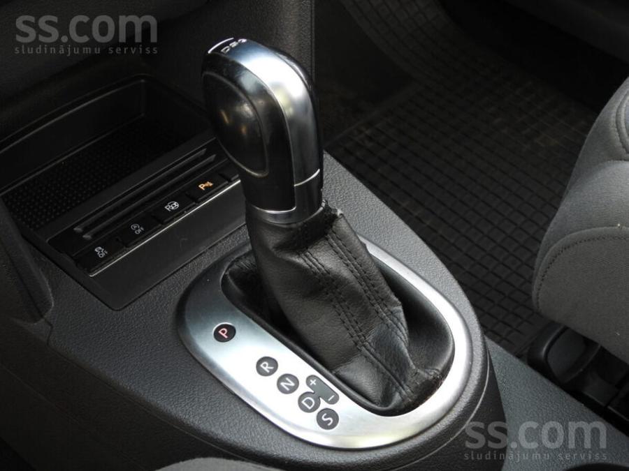 Volkswagen Touran 2012 Rīga, ar dzinēja tilpumu 1.60 L un nobraukumu 367 tūkst. km par 5990 €, foto 23 vietnē AUTOMOTO.COM.LV