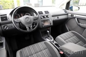 Volkswagen Touran 2012 Tukums, ar dzinēja tilpumu 2.00 L un nobraukumu 296 tūkst. km par 8900 €, foto 7 vietnē AUTOMOTO.COM.LV