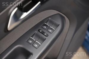 Volkswagen Touran 2012 Tukums, ar dzinēja tilpumu 2.00 L un nobraukumu 296 tūkst. km par 8900 €, foto 18 vietnē AUTOMOTO.COM.LV