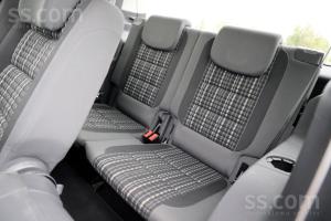 Volkswagen Touran 2012 Tukums, ar dzinēja tilpumu 2.00 L un nobraukumu 296 tūkst. km par 8900 €, foto 22 vietnē AUTOMOTO.COM.LV