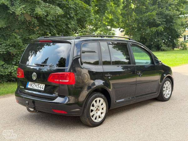 Volkswagen Touran 2012 Viļņa, ar dzinēja tilpumu 1.40 L un nobraukumu 205 tūkst. km par 2500 €, foto 4 vietnē AUTOMOTO.COM.LV