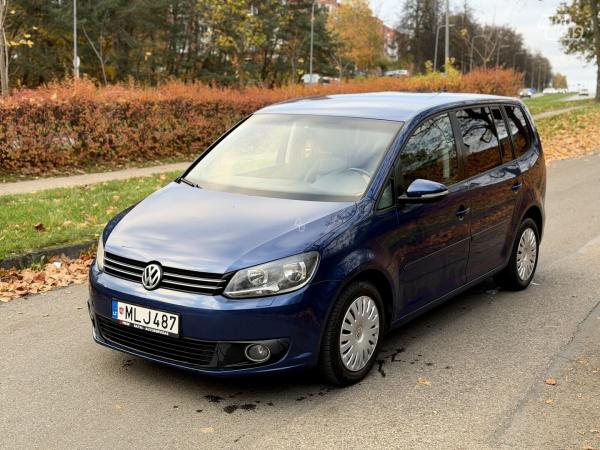 Volkswagen Touran 2012 in Vilnius, with an engine capacity of 1.60 L and mileage of 304 thousand km for 3300 €, photo 4 on AUTOMOTO.COM.LV