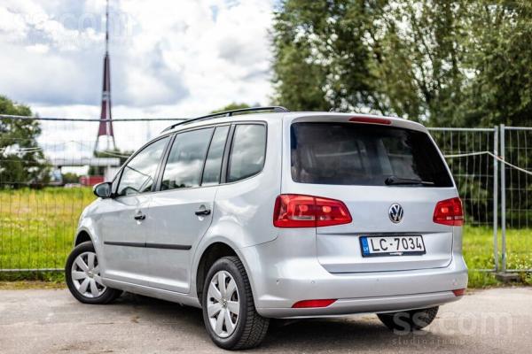 Volkswagen Touran 2013 in Riga, with an engine capacity of 2.00 L and mileage of 360 thousand km for 5990 €, photo 7 on AUTOMOTO.COM.LV