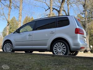 Volkswagen Touran 2013 in Kaunas, with an engine capacity of 1.60 L and mileage of 324 thousand km for 4690 €, photo 12 on AUTOMOTO.COM.LV