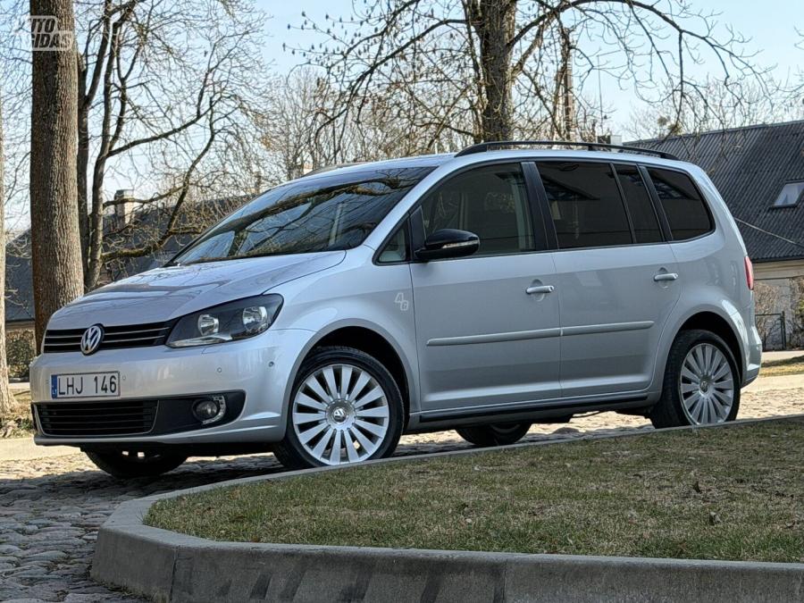Volkswagen Touran 2013 in Kaunas, with an engine capacity of 1.60 L and mileage of 324 thousand km for 4690 €, photo 13 on AUTOMOTO.COM.LV