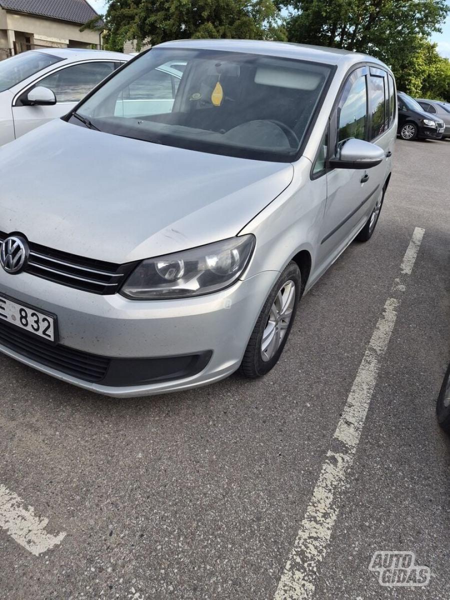 Volkswagen Touran 2013 Kazlų Rūda, ar dzinēja tilpumu 1.60 L un nobraukumu 2000 tūkst. km par 4000 €, foto 3 vietnē AUTOMOTO.COM.LV