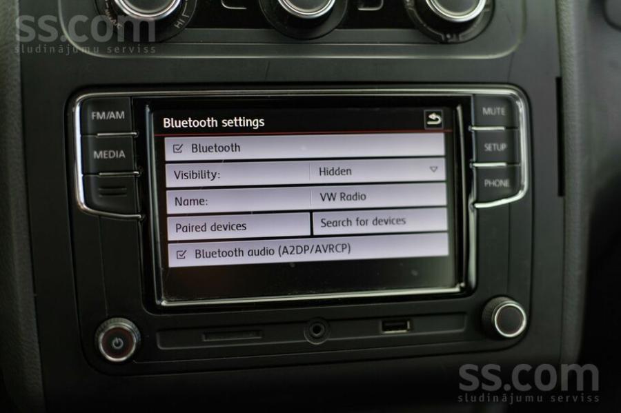 Volkswagen Touran 2013 in Riga, with an engine capacity of 2.00 L and mileage of 360 thousand km for 4990 €, photo 19 on AUTOMOTO.COM.LV