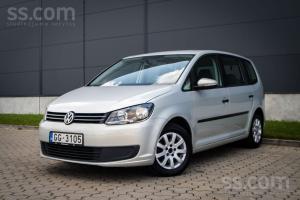 Volkswagen Touran 2013 in Riga, with an engine capacity of 1.60 L and mileage of 119 thousand km for 7490 €, photo  on AUTOMOTO.COM.LV