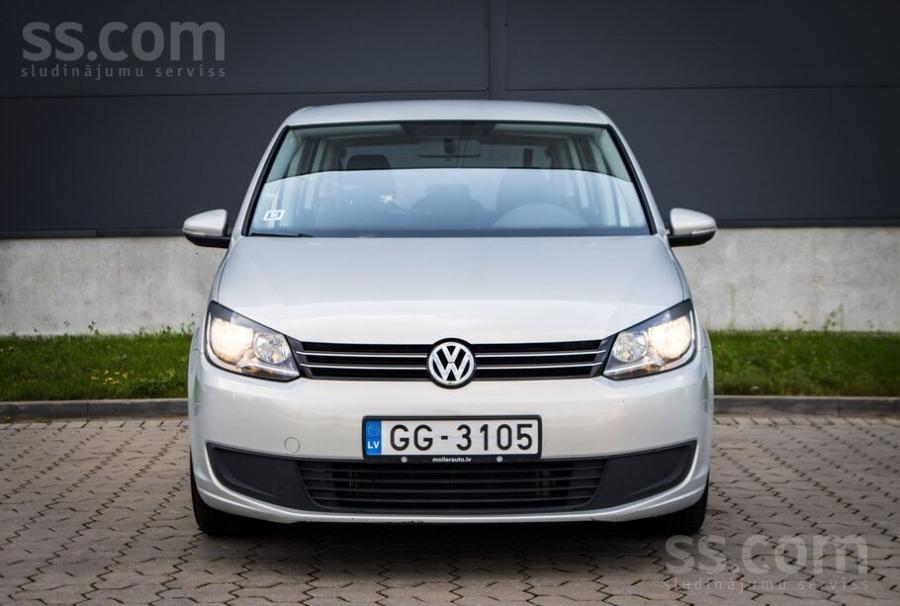 Volkswagen Touran 2013 in Riga, with an engine capacity of 1.60 L and mileage of 119 thousand km for 7490 €, photo 3 on AUTOMOTO.COM.LV