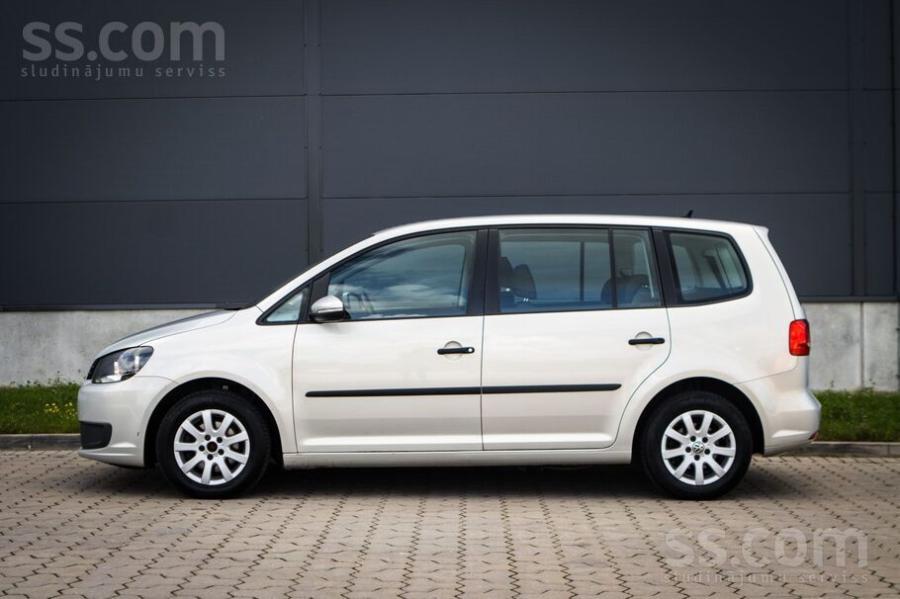 Volkswagen Touran 2013 in Riga, with an engine capacity of 1.60 L and mileage of 119 thousand km for 7490 €, photo 5 on AUTOMOTO.COM.LV