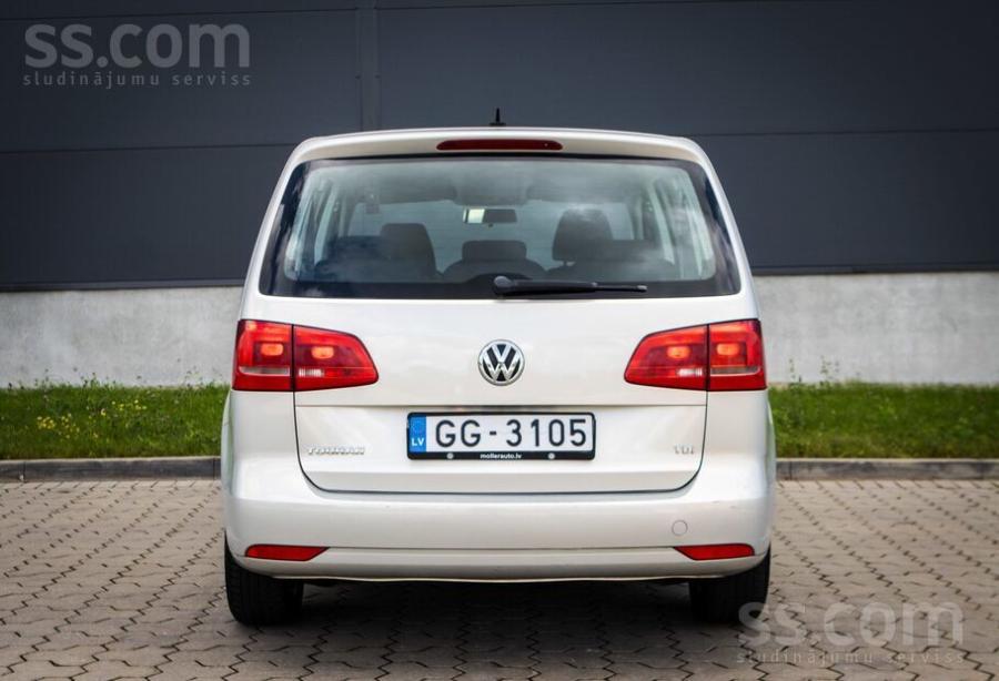 Volkswagen Touran 2013 in Riga, with an engine capacity of 1.60 L and mileage of 119 thousand km for 7490 €, photo 8 on AUTOMOTO.COM.LV