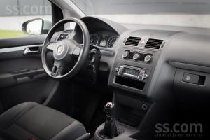 Volkswagen Touran 2013 in Riga, with an engine capacity of 1.60 L and mileage of 119 thousand km for 7490 €, photo 13 on AUTOMOTO.COM.LV