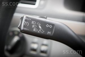 Volkswagen Touran 2013 in Riga, with an engine capacity of 1.60 L and mileage of 119 thousand km for 7490 €, photo 21 on AUTOMOTO.COM.LV
