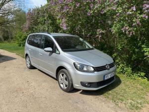 Volkswagen Touran 2013 Rīga, ar dzinēja tilpumu 2.00 L un nobraukumu 319 tūkst. km par 6500 €, foto 3 vietnē AUTOMOTO.COM.LV