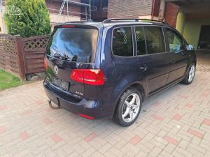 Volkswagen Touran 2013 in Birzai, with an engine capacity of 2.00 L and mileage of 279 thousand km for 4850 €, photo 22 on AUTOMOTO.COM.LV
