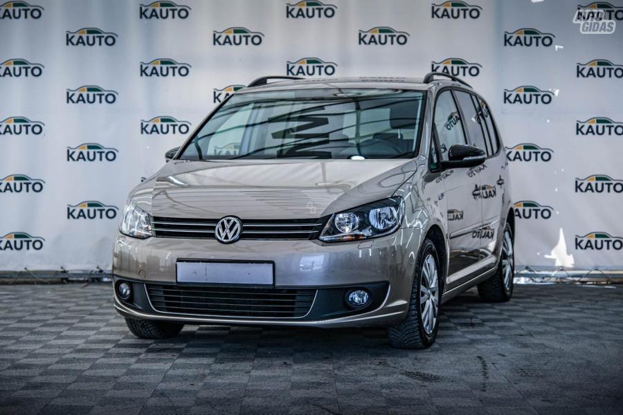 Volkswagen Touran 2013 in Kaunas, with an engine capacity of 1.60 L and mileage of 233 thousand km for 7390 €, photo 1 on AUTOMOTO.COM.LV