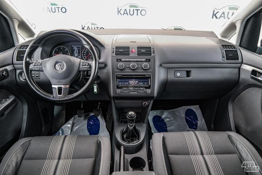 Volkswagen Touran 2013 in Kaunas, with an engine capacity of 1.60 L and mileage of 233 thousand km for 7390 €, photo 9 on AUTOMOTO.COM.LV