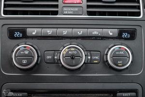 Volkswagen Touran 2013 in Kaunas, with an engine capacity of 1.60 L and mileage of 233 thousand km for 7390 €, photo 20 on AUTOMOTO.COM.LV