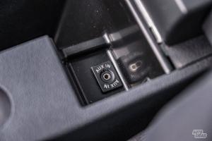 Volkswagen Touran 2013 in Kaunas, with an engine capacity of 1.60 L and mileage of 233 thousand km for 7390 €, photo 25 on AUTOMOTO.COM.LV