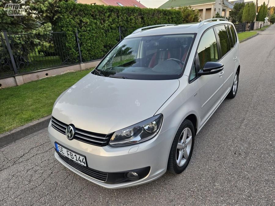Volkswagen Touran 2013 in Mazeikiai, with an engine capacity of 2.00 L and mileage of 243 thousand km for 6200 €, photo 5 on AUTOMOTO.COM.LV