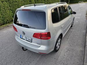 Volkswagen Touran 2013 in Mazeikiai, with an engine capacity of 2.00 L and mileage of 243 thousand km for 6200 €, photo 9 on AUTOMOTO.COM.LV