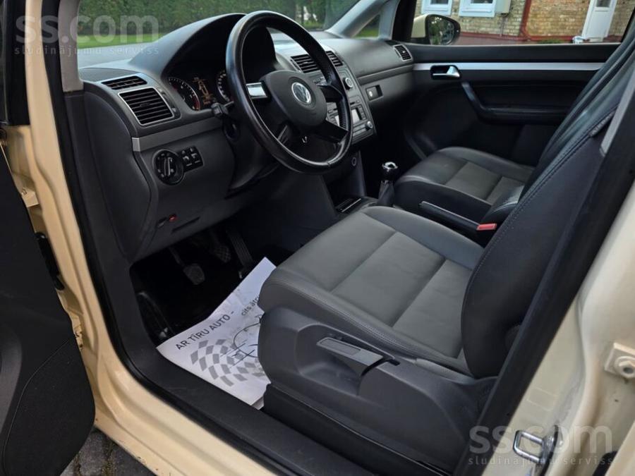 Volkswagen Touran 2013 in Riga, with an engine capacity of 1.60 L and mileage of 434 thousand km for 2450 €, photo 25 on AUTOMOTO.COM.LV