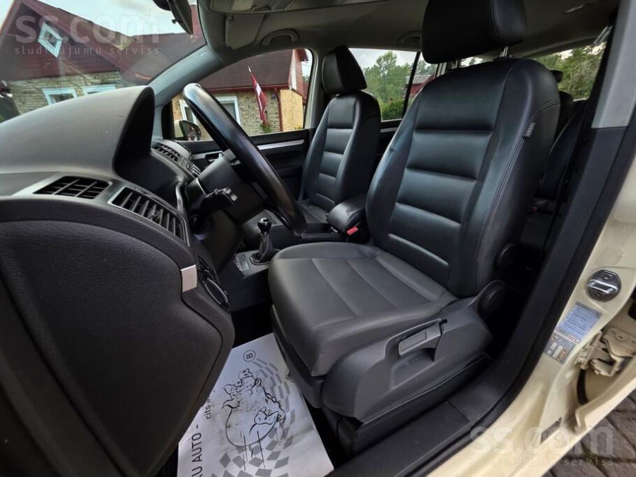 Volkswagen Touran 2013 in Riga, with an engine capacity of 1.60 L and mileage of 434 thousand km for 2450 €, photo 27 on AUTOMOTO.COM.LV